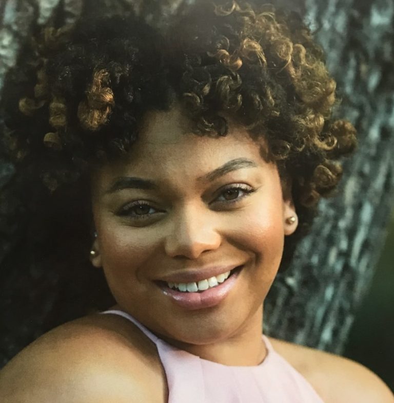 Daniela Cobb | Horizon Theatre